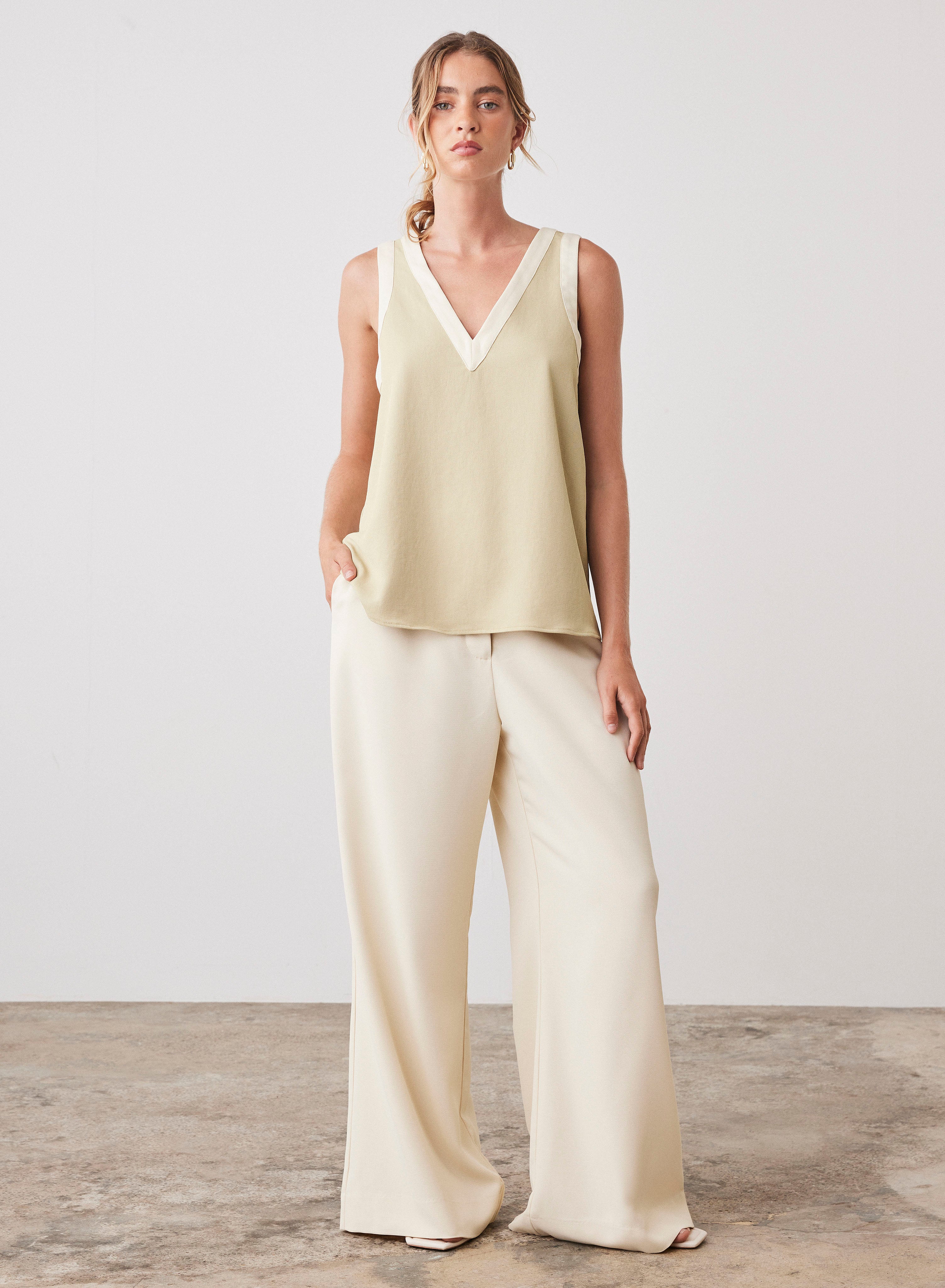 Voyage Top – Esmaee